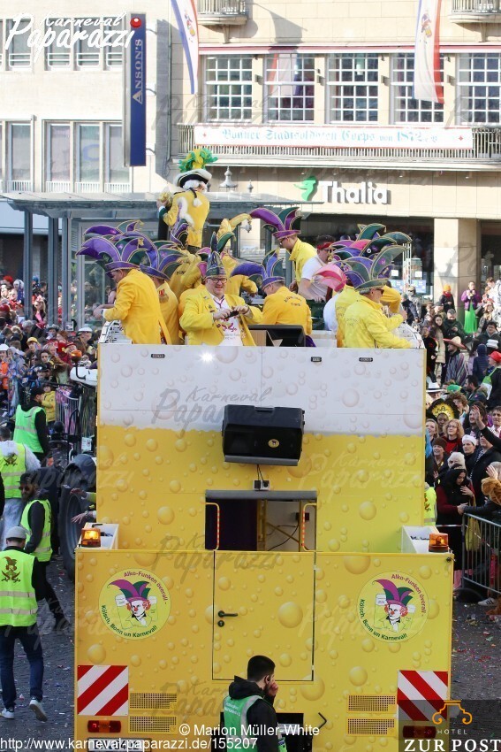 Bonner Rosenmontagszug 2023 - FotoNr.: 155207 - Fotograf:Marion Müller ...